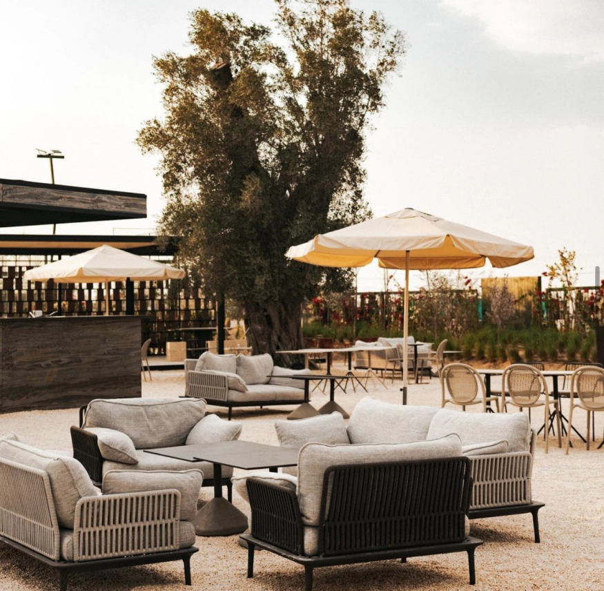 Fiya Restaurant, Nad Al Sheba , Dubai - Menupages.ae