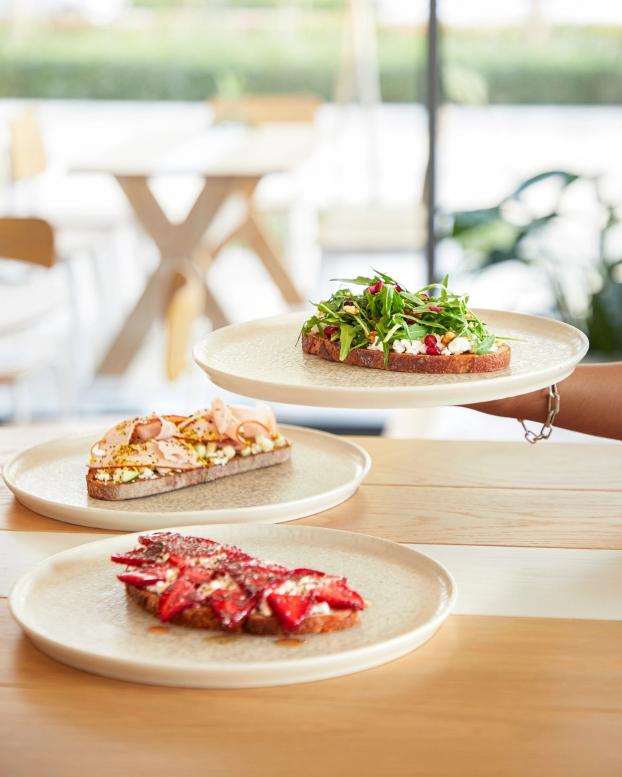 The Barnyard Restaurant, Dubai Hills, Dubai - Menupages.ae