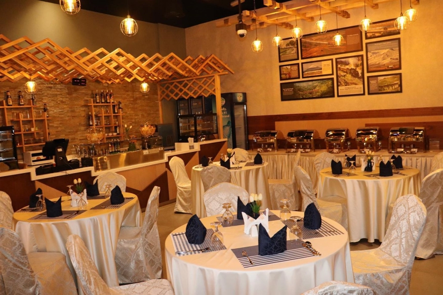Piquant Pick Restaurant, Al Rashidiya 1, Ajman - Menupages.ae