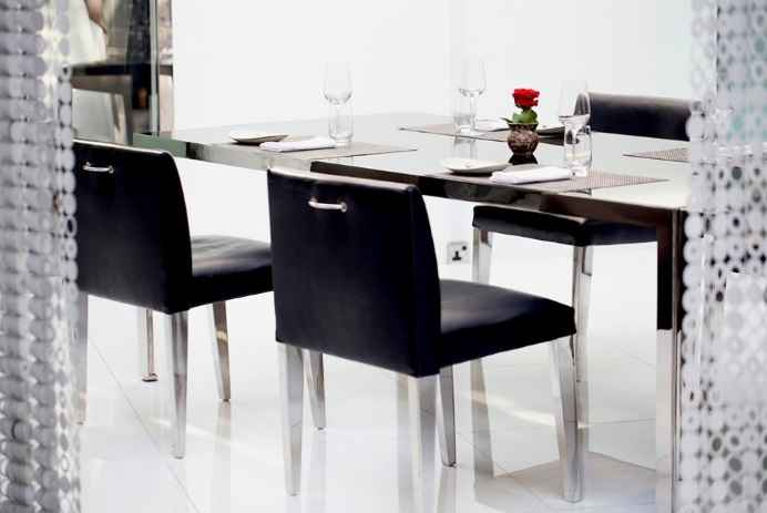 Table 9 Restaurant, Deira, Dubai - Menupages.ae