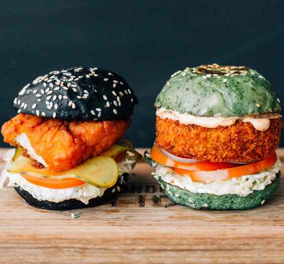 London Slide Restaurant, Bluewaters, Dubai - Menupages.ae